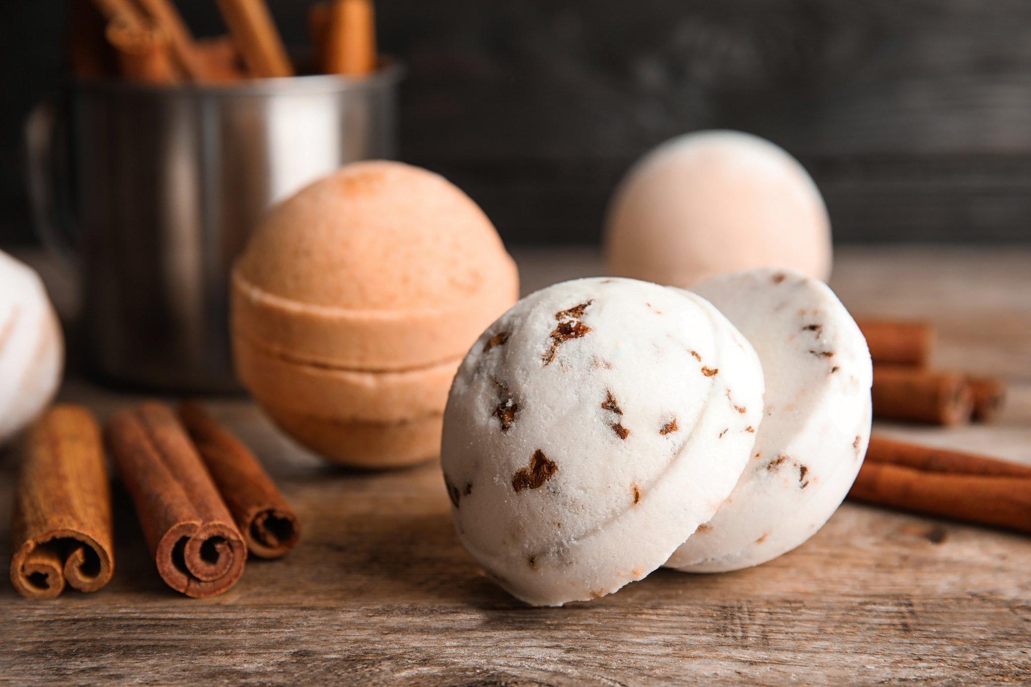 Festive Fall Bath Bombs – LA SALT CO